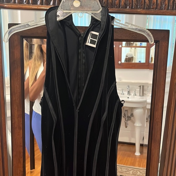 Tadashi Shoji | Dresses | Tadashi Gown Firm Fitting | Poshmark